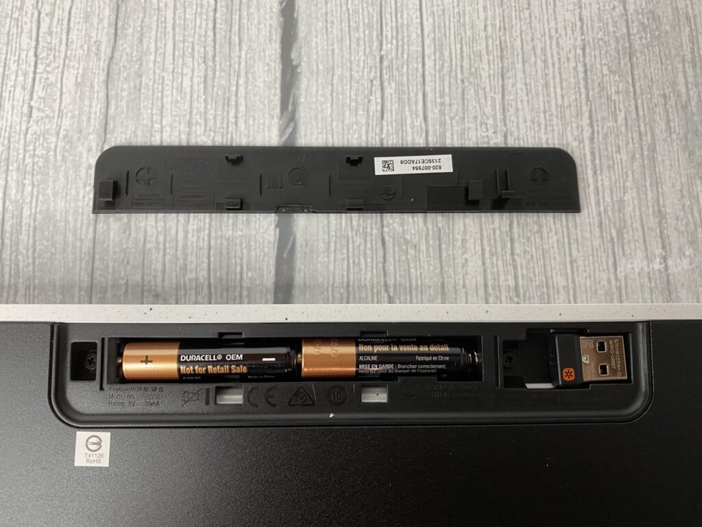 Logitech K780 無線鍵盤開箱｜多工切換 + 整合插槽，桌面更整潔！ - ShixiNote