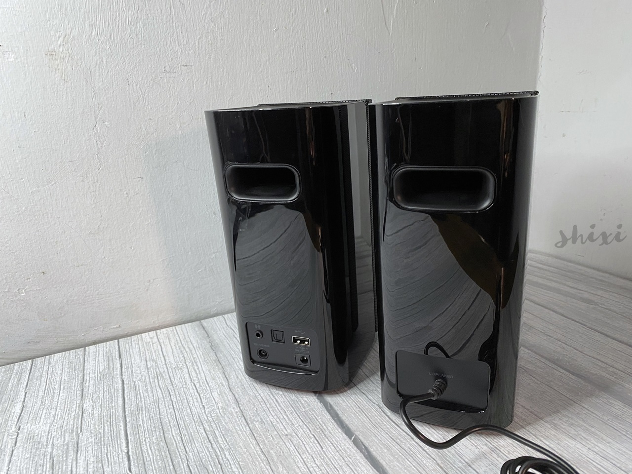 Creative T100 Hi-Fi 2.0 開箱 - ShixiNote